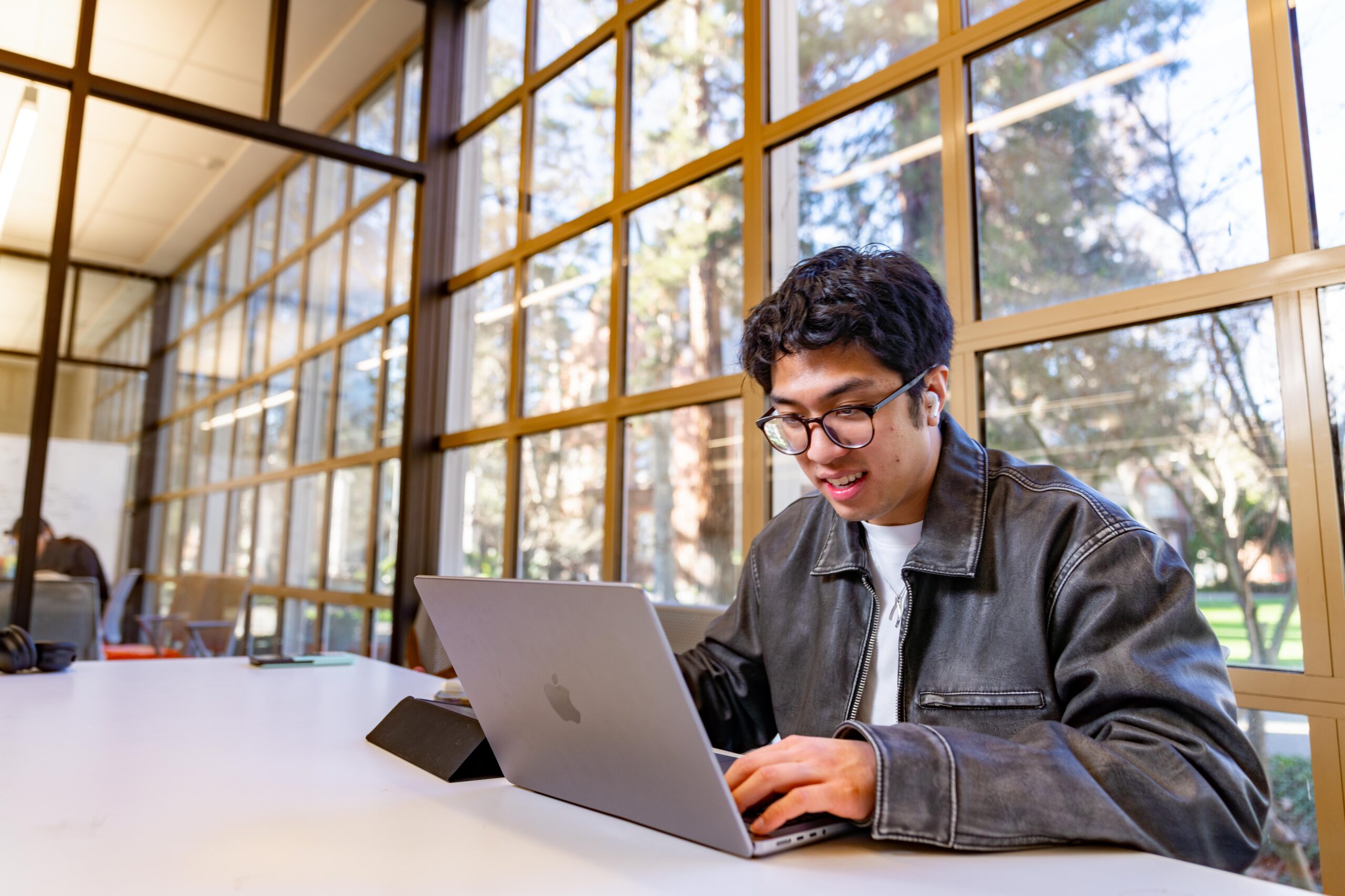 Avoid these common errors on Pacific’s Admission Application - People of Pacific