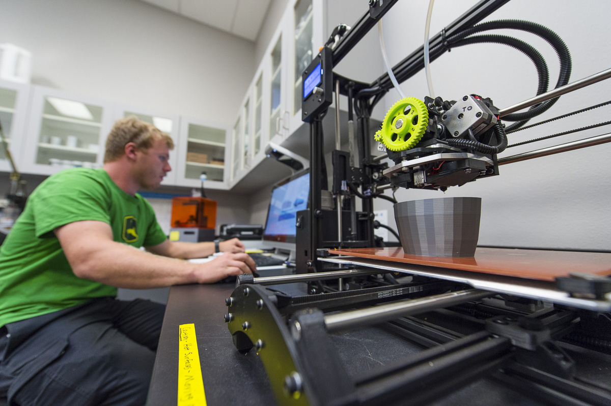 New makerspace will enable exploration and innovation | University of ...