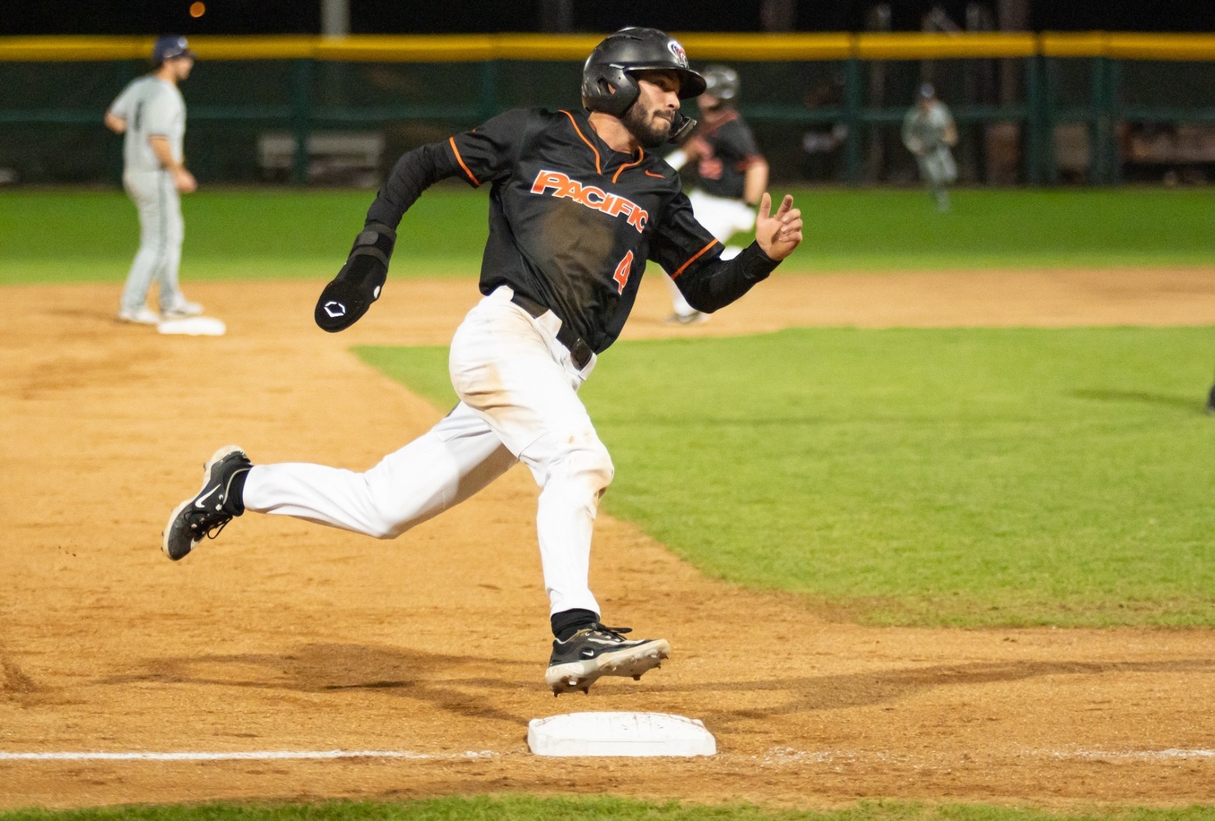 Graves, Tigers excited for new era of Pacific baseball