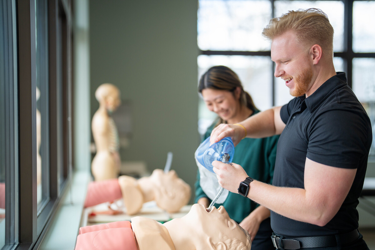 Hearst Foundation supports physician assistant program with new grant ...