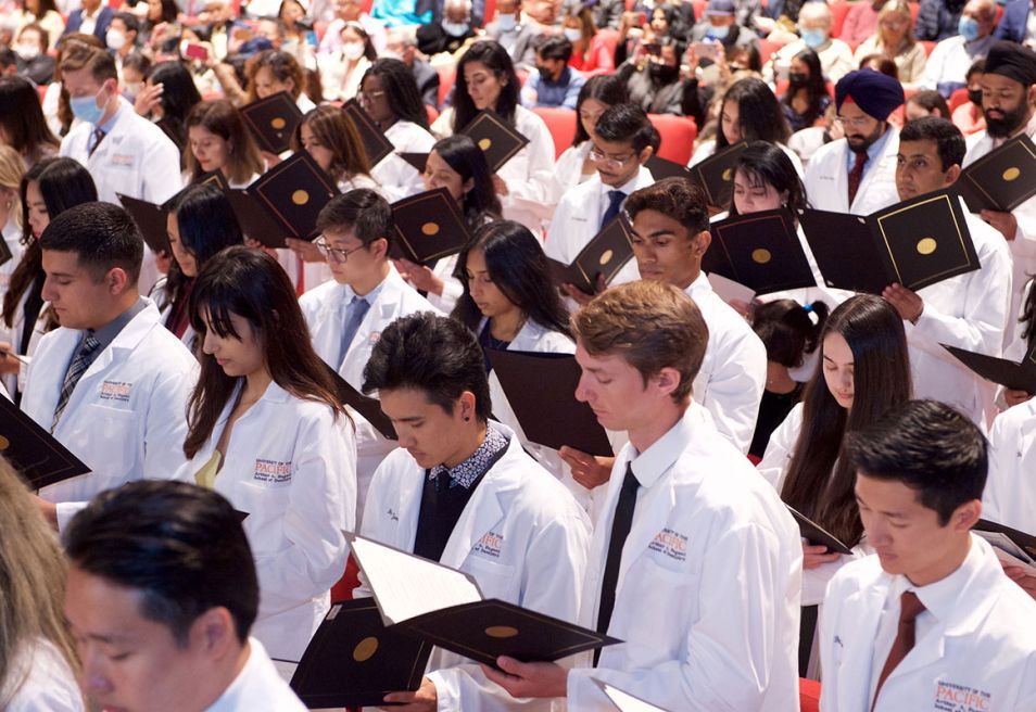 White Coat Ceremony at the Dugoni School | University of the Pacific